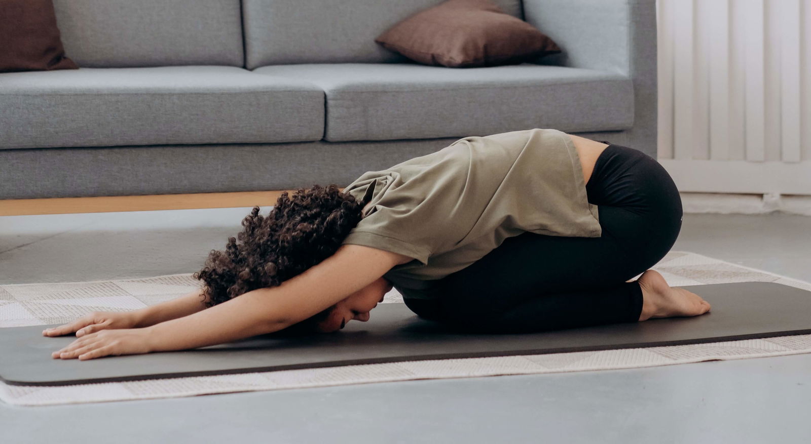 4 krachtige ademhalingsoefeningen voor rust in je hoofd